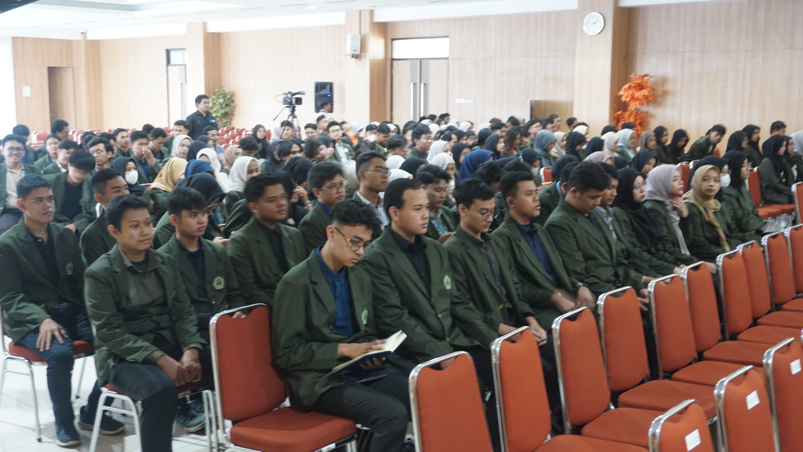 Pembukaan PPAK Mahasiswa Baru Universitas Jenderal Achmad Yani TA 2023/ ...