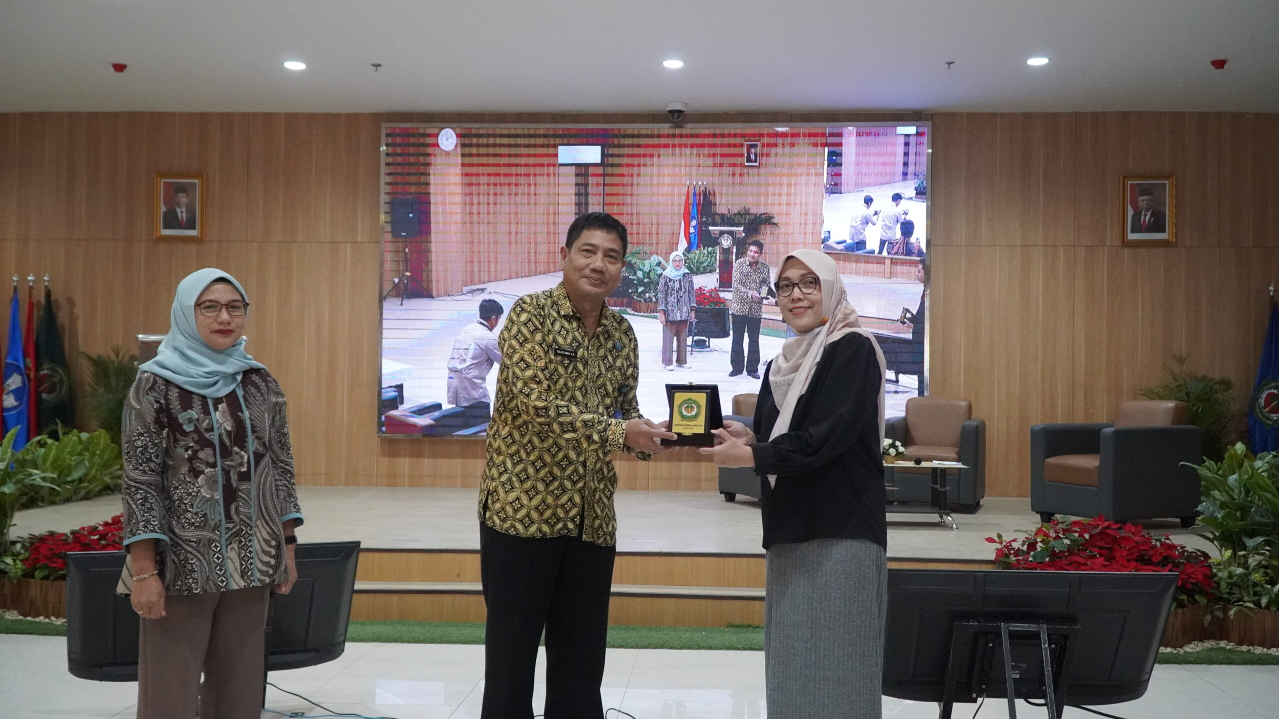 Pembukaan PPAK Mahasiswa Baru Universitas Jenderal Achmad Yani TA 2023/ ...