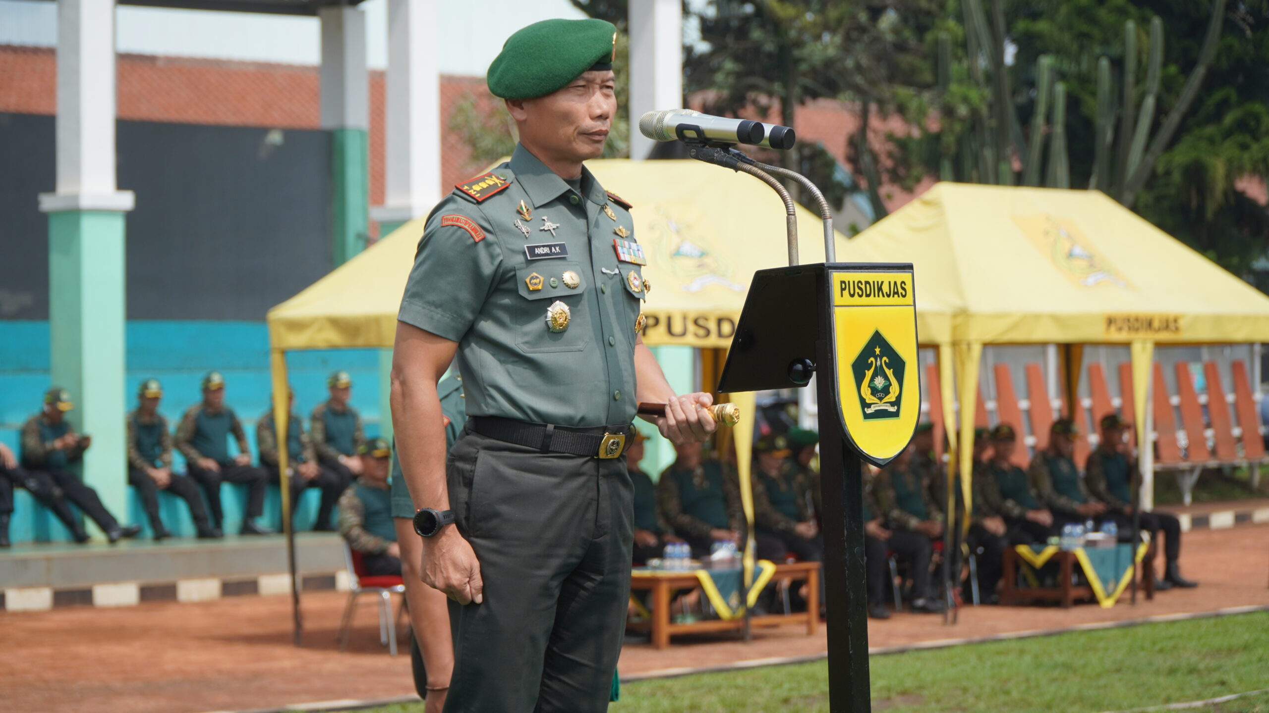 Danpusdikjas Tutup LDKK Pegawai Universitas Jenderal Achmad Yani ...