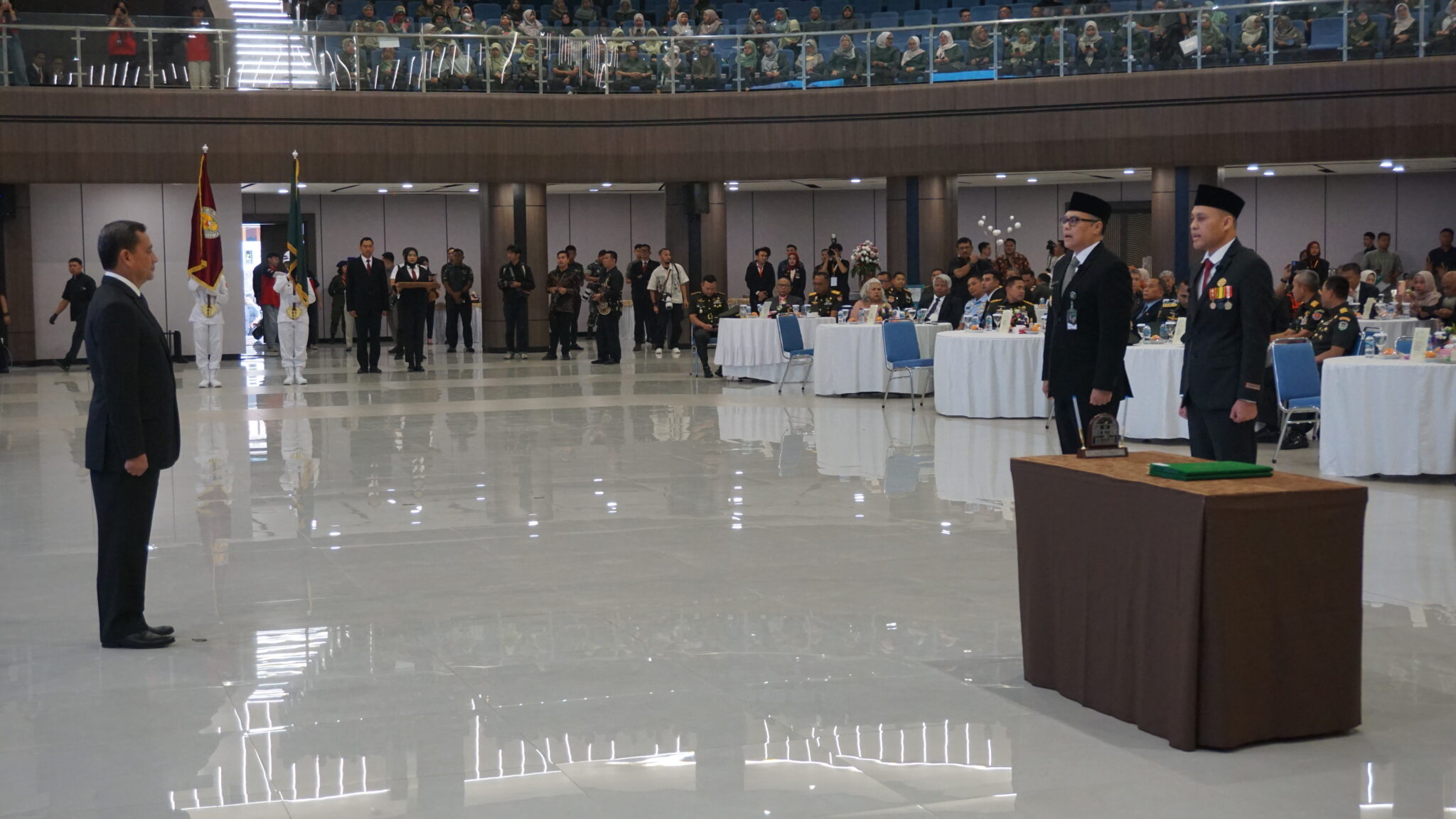 Prof. Dr. Agus Subagyo, S.IP., M.Si. Resmi Pimpin Universitas Jenderal ...