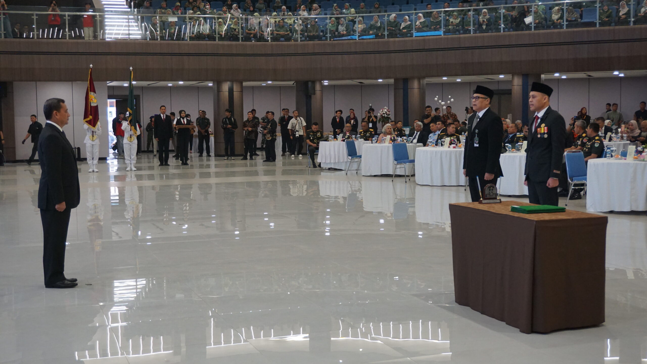 Prof. Dr. Agus Subagyo, S.IP., M.Si. Resmi Pimpin Universitas Jenderal ...