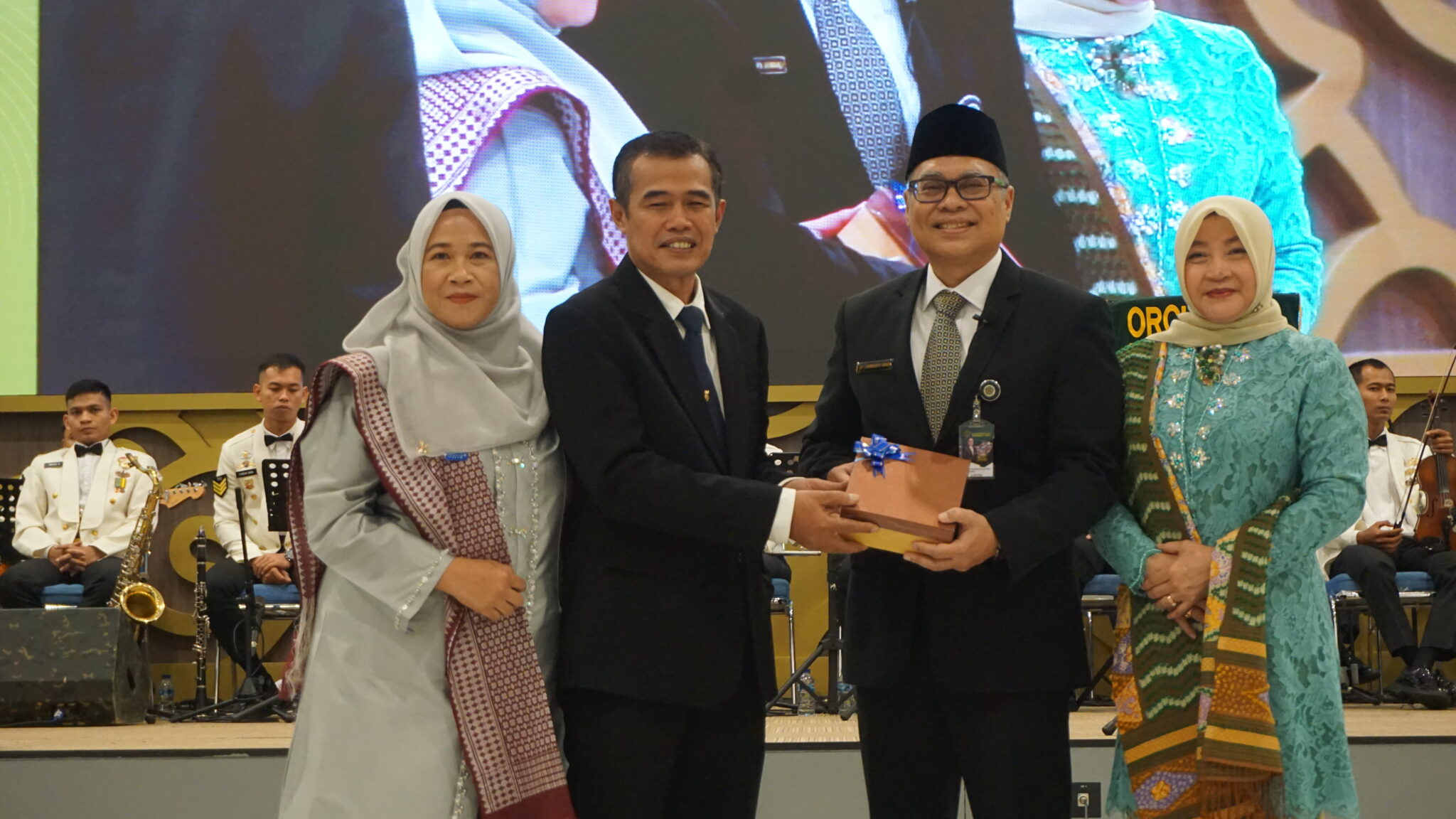 Prof. Dr. Agus Subagyo, S.IP., M.Si. Resmi Pimpin Universitas Jenderal ...